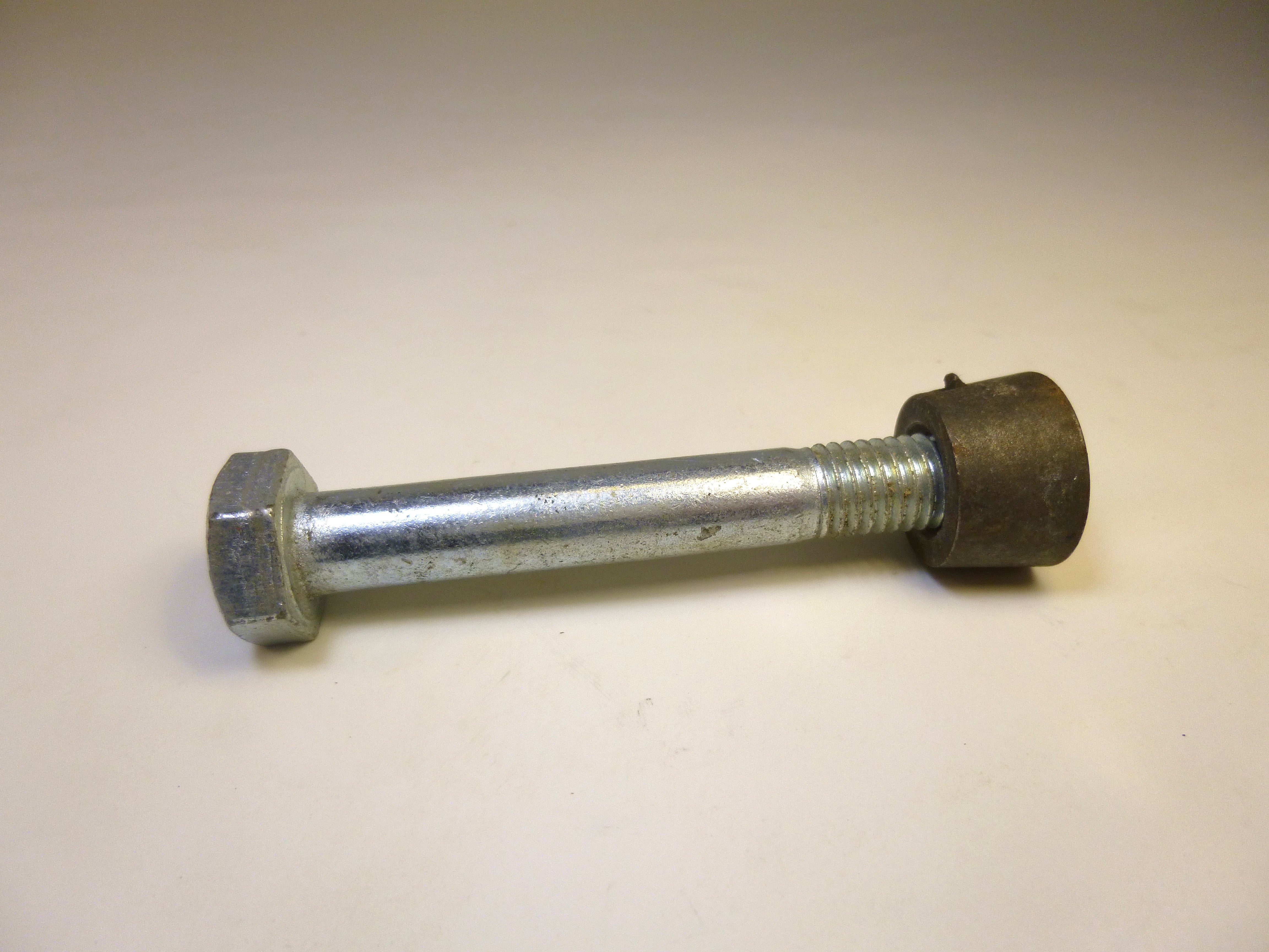 Styrbult ink. expander Crescent Raket – Rösebäcken Cykel & Motor AB